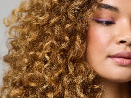 How to Use Dry Shampoo on Curly Hair | Living Proof®️️️